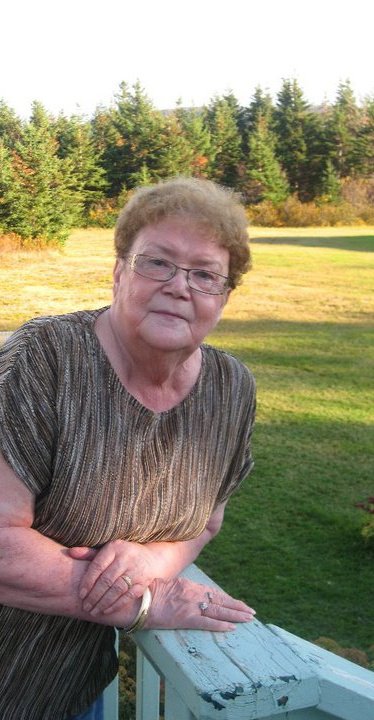 “Sandra” Juanita Fraser – Salon funéraire de Chéticamp Funeral Home