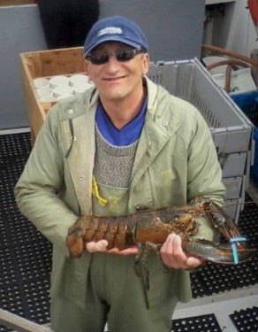 Ralph Edward Timmons – Salon funéraire de Chéticamp Funeral Home