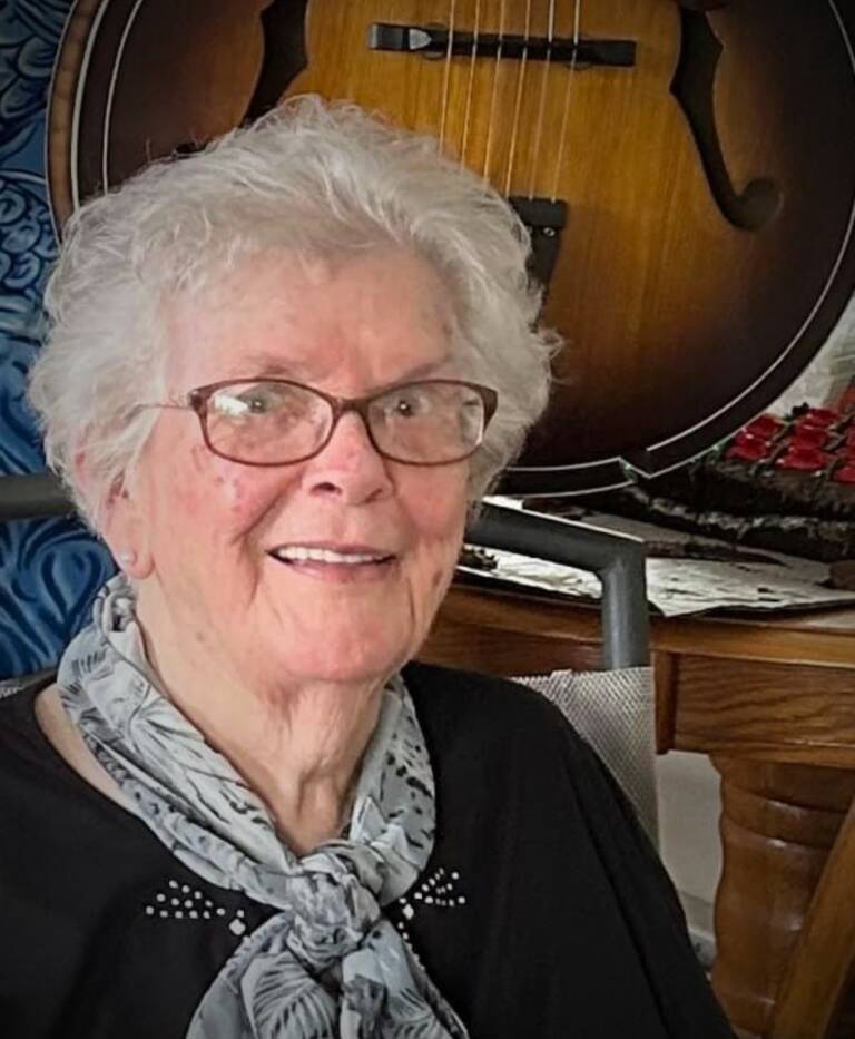 Jean Rose Moore – Salon funéraire de Chéticamp Funeral Home